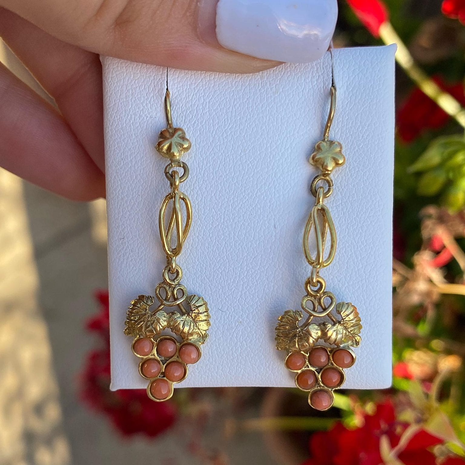 grape earrings - איריס חריש